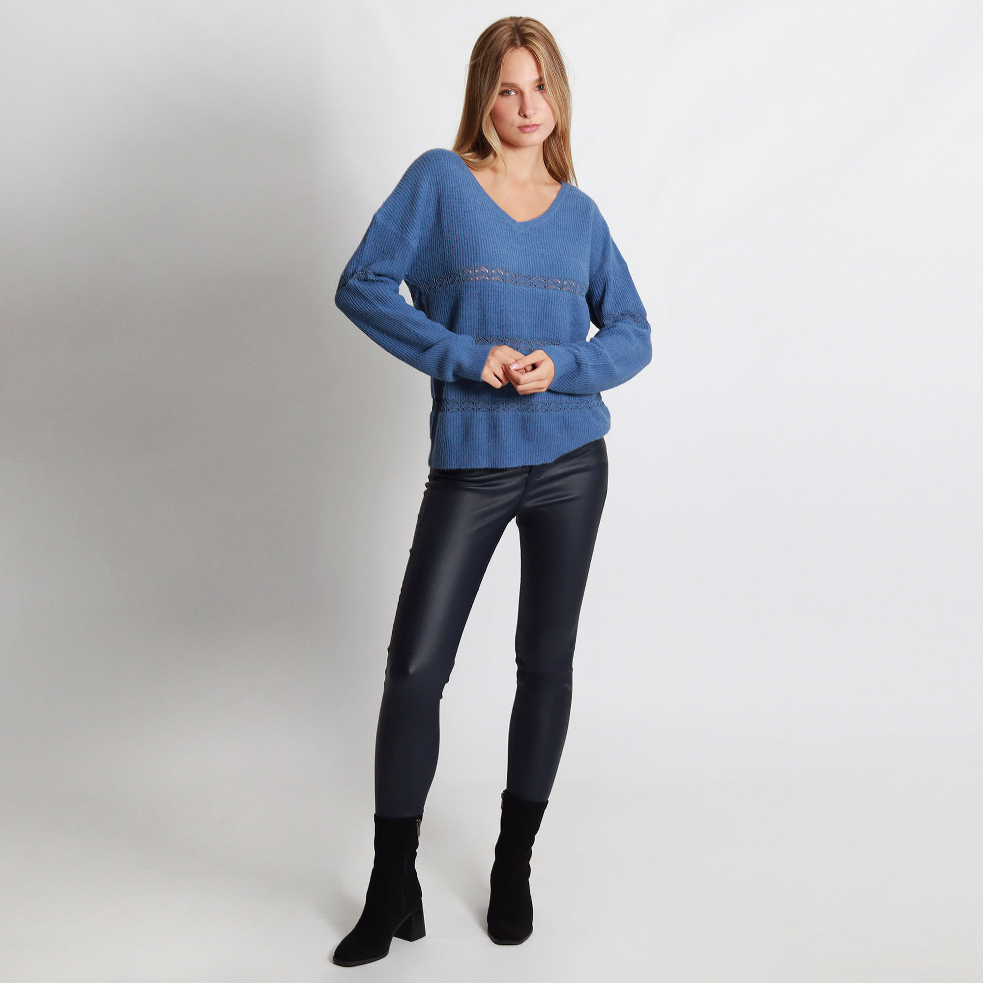 Sweter para mujer - CUELLO V RALLA CALADA - SWETERS SWSS24U0208 - Fuera ...