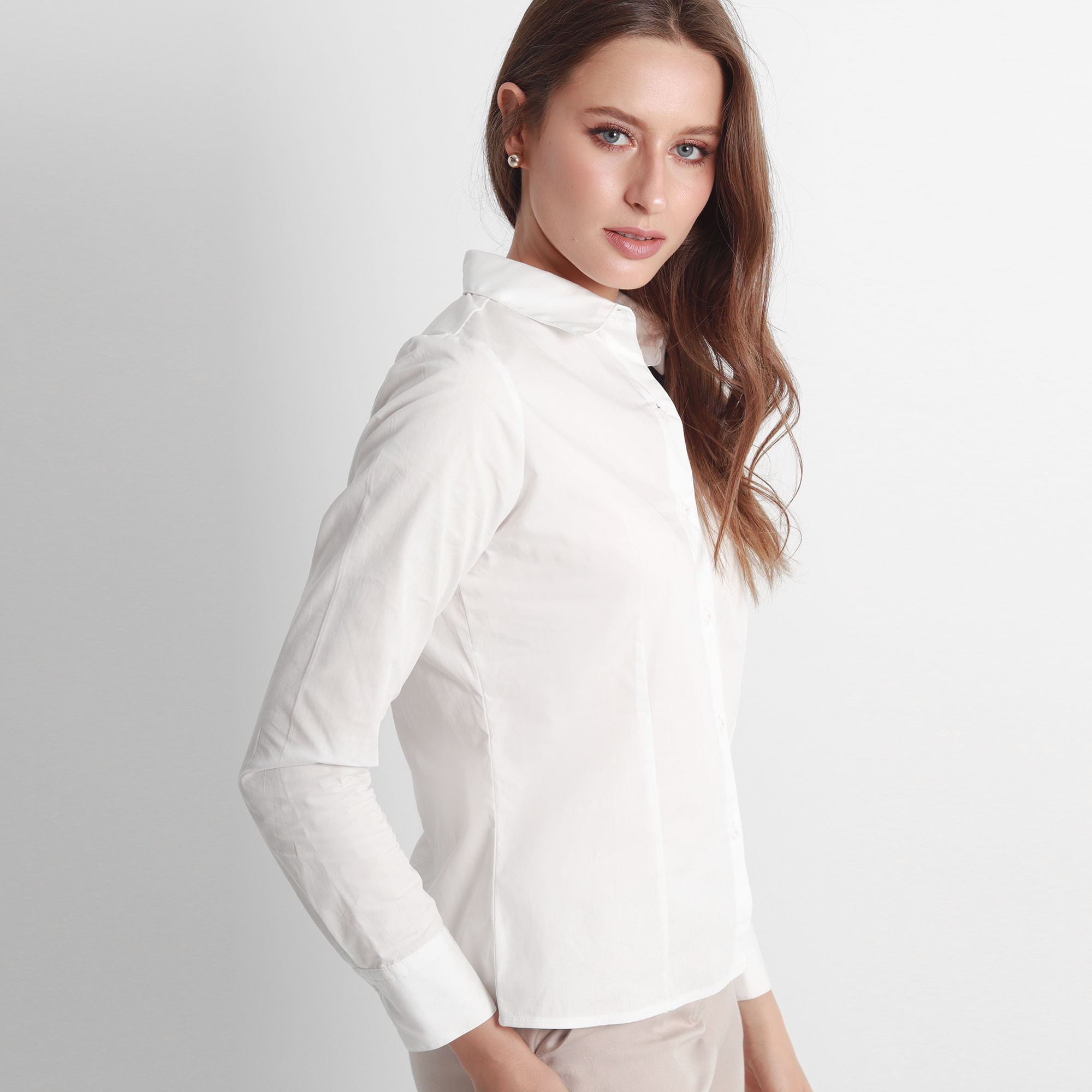 Blusa para mujer - BLUSA CAMISERA BASICA CUELLO CAMISERO MANGA LARGA CON BOTONES EN PUNOS Y ...