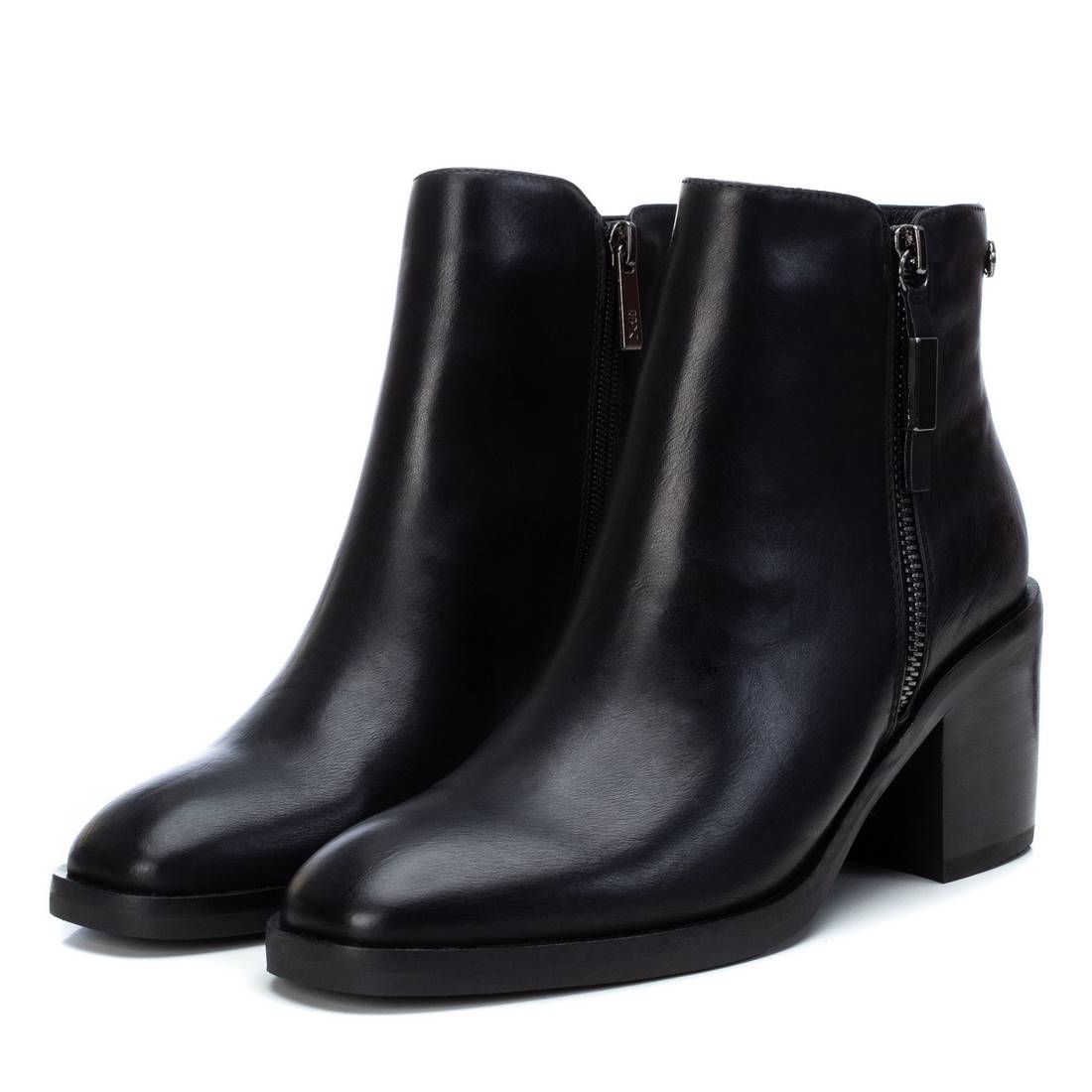 Botines elegantes para mujer color negro con tacon